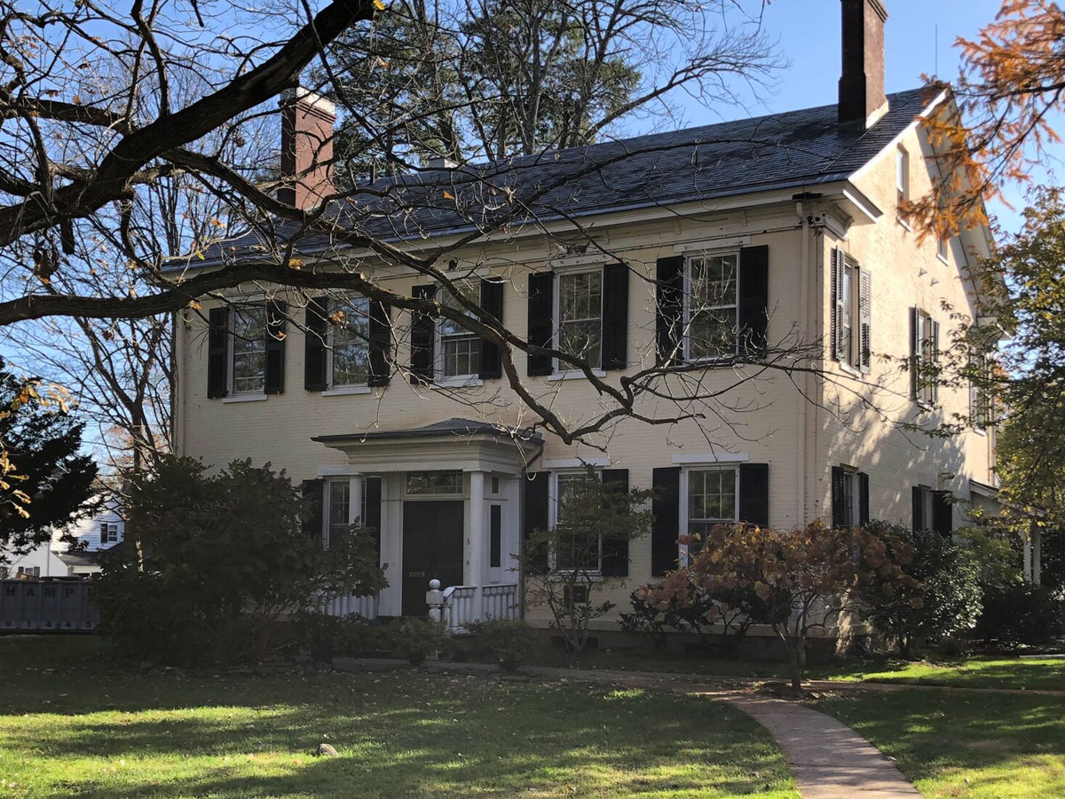 A Meditative Tour of Art, Faith, & Mission at the OMSC House - Warfield ...